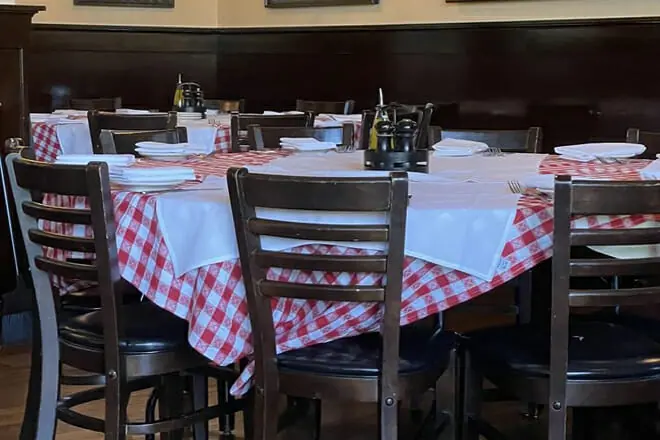 Maggiano’s Little Italy