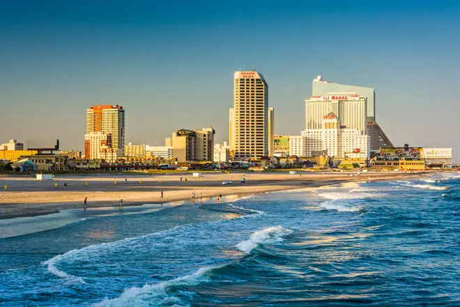 how walkable is Atlantic City Travel Photo
