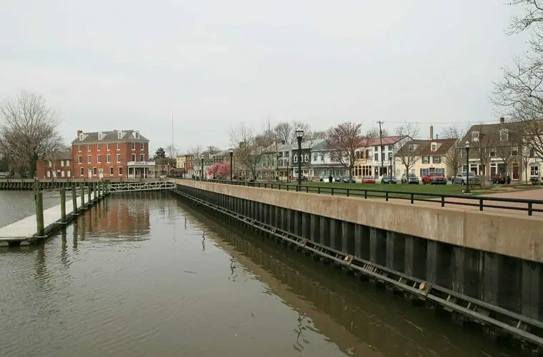 Daily Life and Safety in Delaware