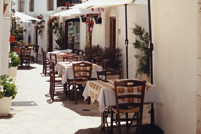 Dining Etiquette in Italy