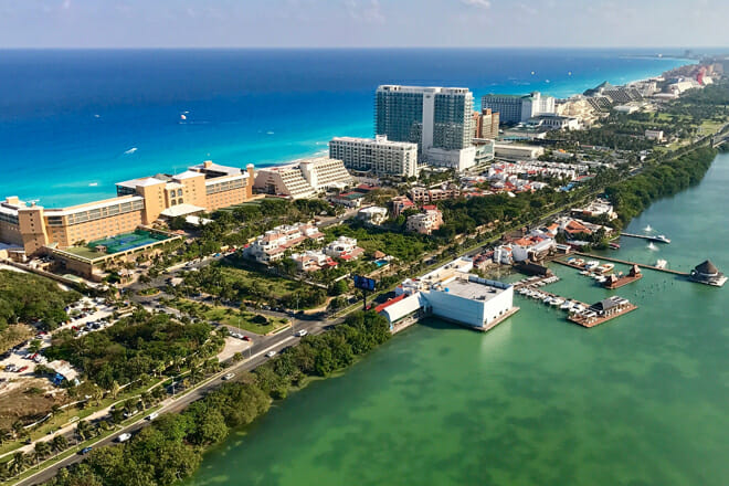 How Walkable is Cancun: A Guide to Different Areas