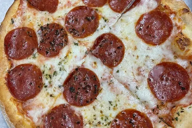 Ops Pizza Kitchen & Cafe