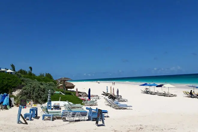 Pink Sands Beach
