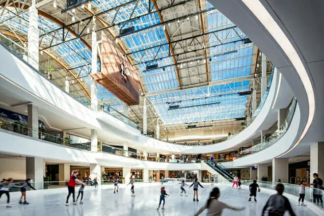 Lloyd Center Mall