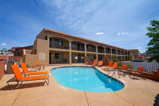 The Desert Quail Inn