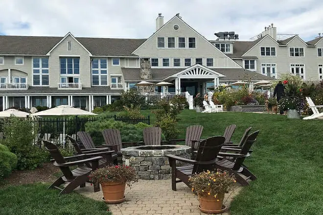 Inn by the Sea