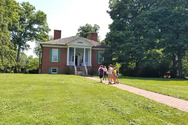 Farmington Historic Plantation