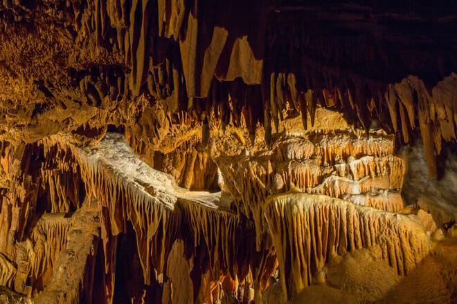 Grand Caverns
