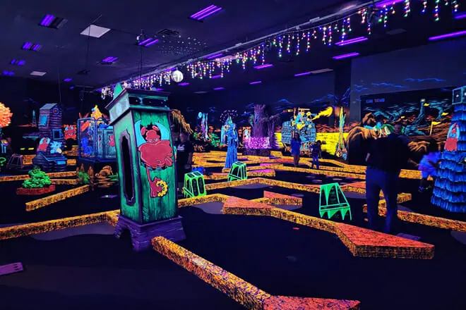 Monster Mini Golf