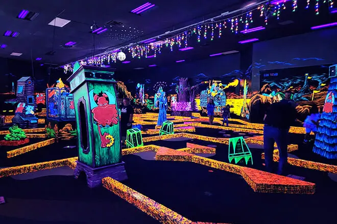 Monster Mini Golf