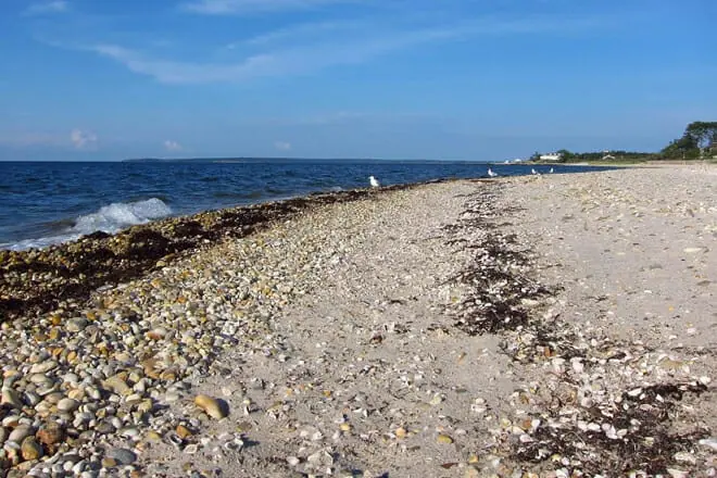 Ponquogue Beach