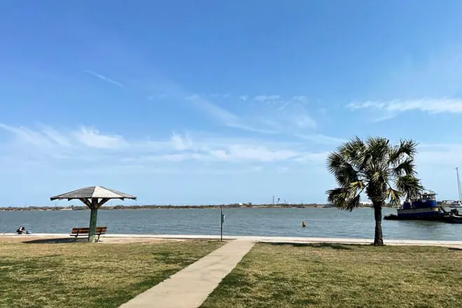 Roberts Point Park