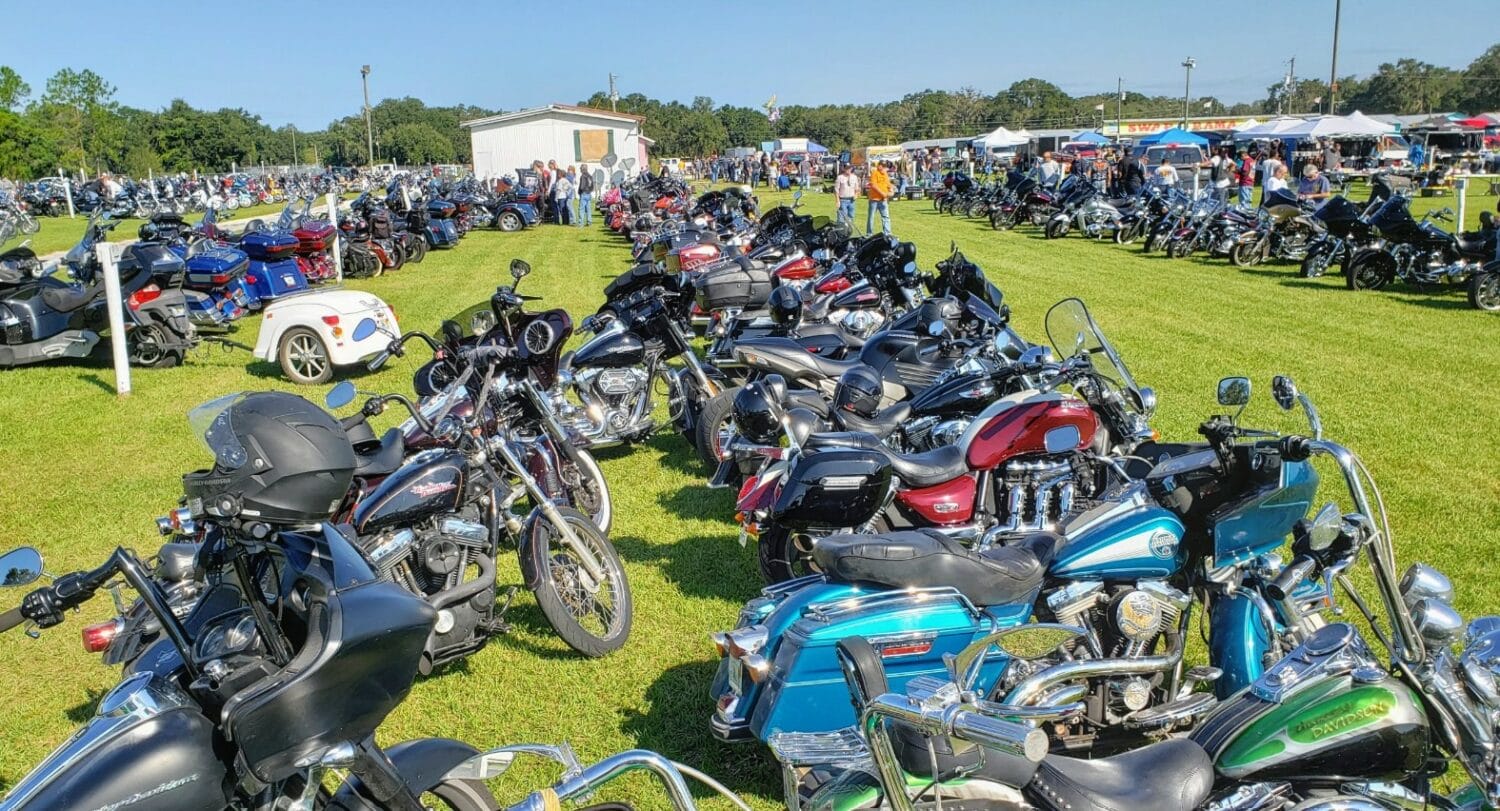 a picture of several motorcycles at the market