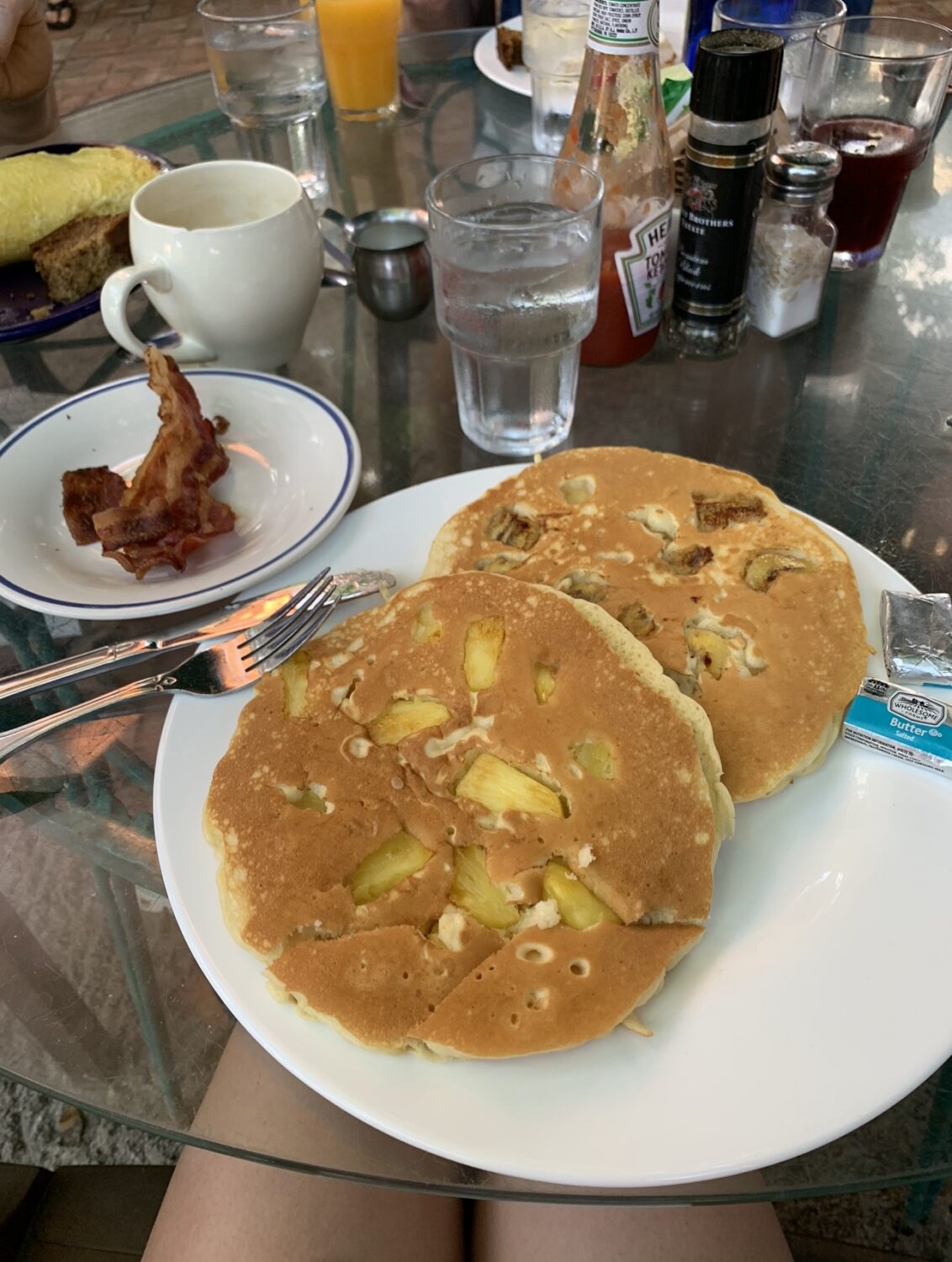 A plate of delectable pancakes