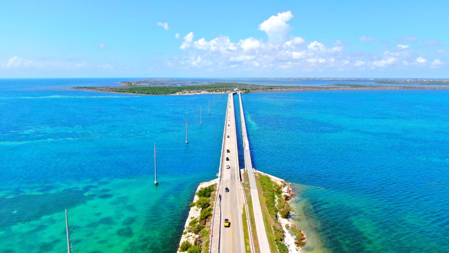 An aerial show of the highways overlooking Florida Keys