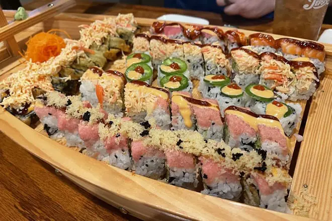 Black Ginger Sushi & Asian Fusion