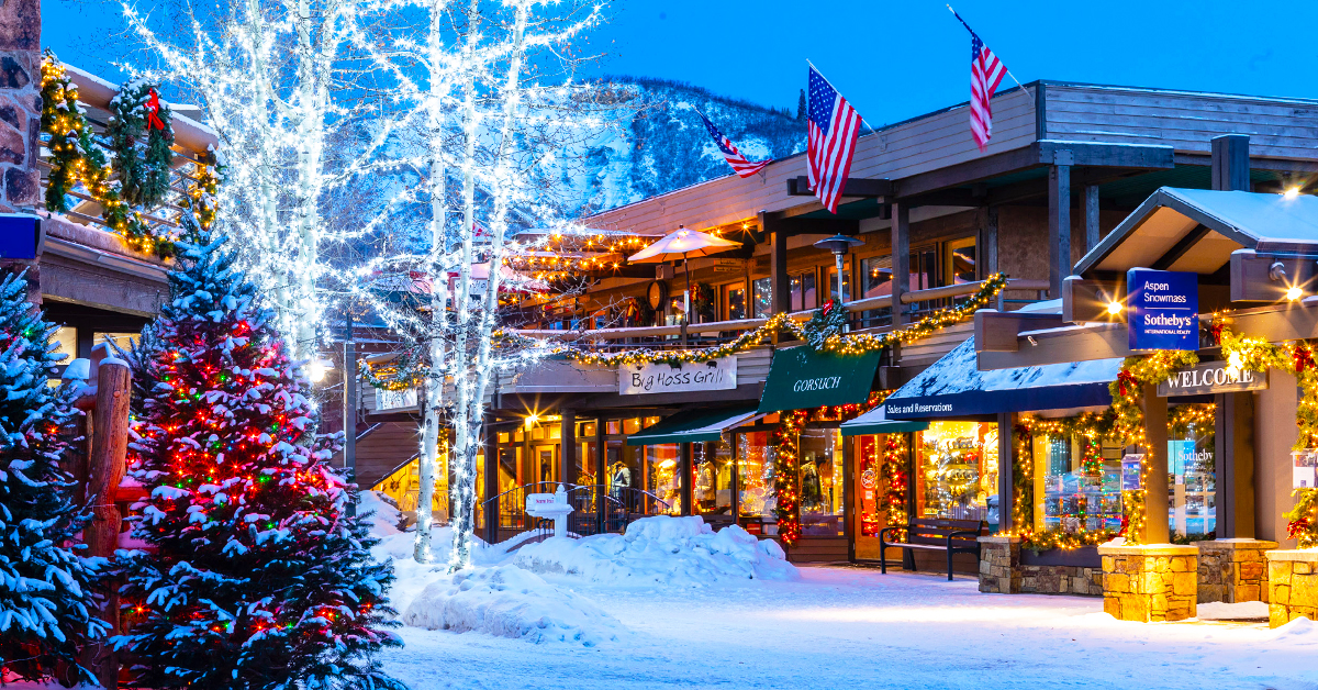 The bright Christmas lights in Aspen