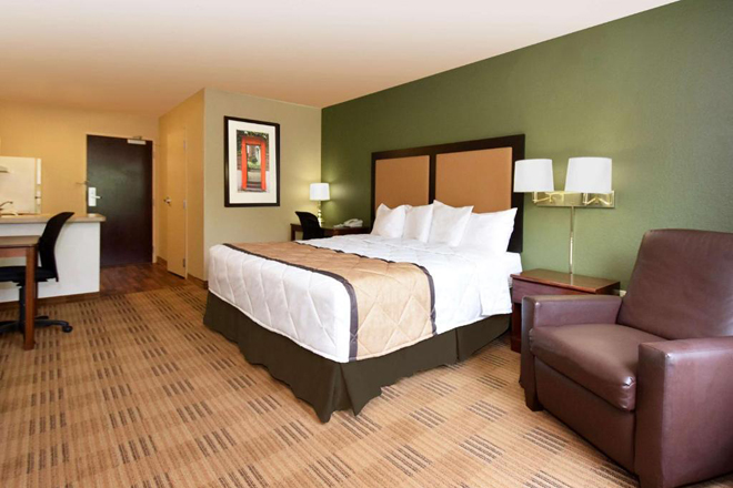 Extended Stay America - Atlanta - Kennesaw Town Center