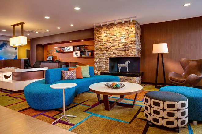 Fairfield Inn & Suites by Marriott Lincoln Southeast