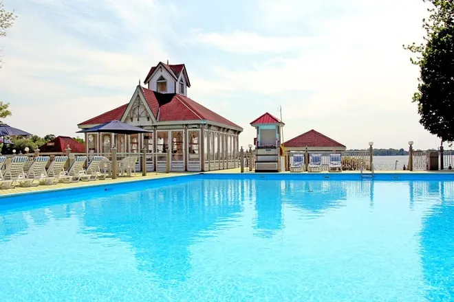 Fern Resort