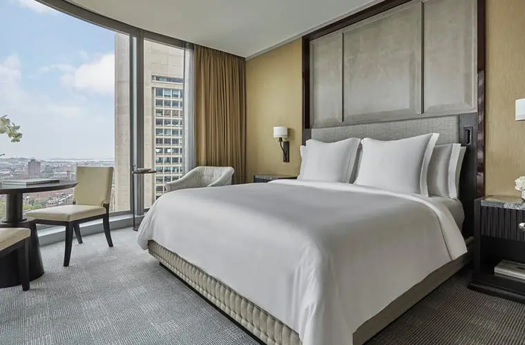 Four Seasons Hotel One Dalton Street, Boston