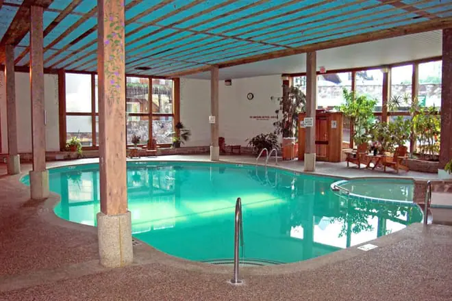 Golden Arrow Lakeside Resort