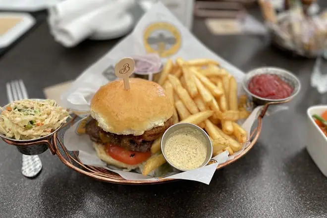 Golden Bee Gastropub