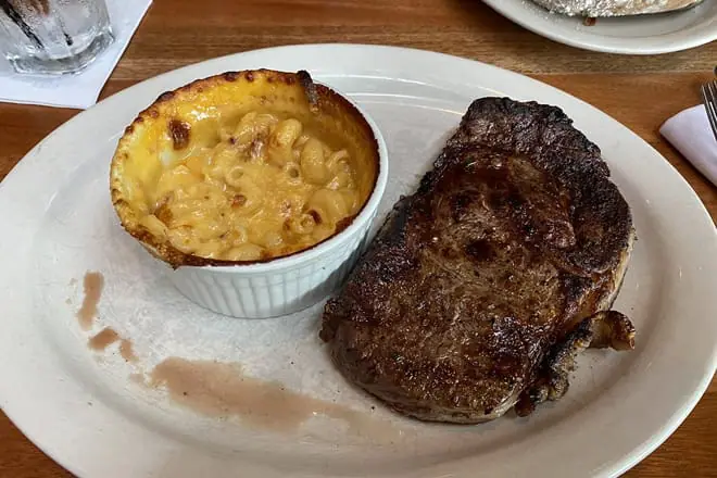 Hennen's