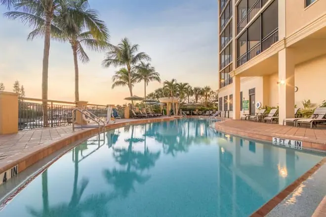 Holiday Inn Club Vacations Sunset Cove Resort
