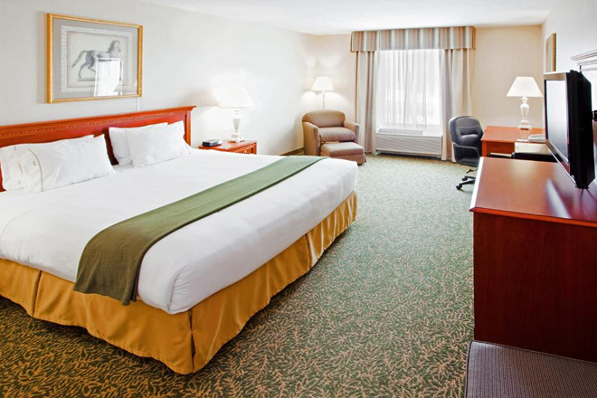 Holiday Inn Express And Suites Hagerstown, an IHG Hotel