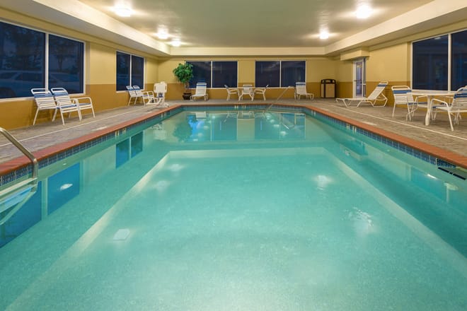 Holiday Inn Express & Suites Lexington Dtwn Area-Keeneland, an IHG Hotel