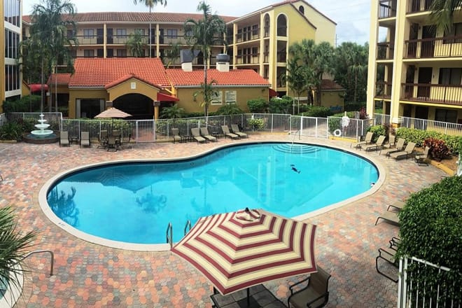 Holiday Inn & Suites Boca Raton - North, an IHG Hotel