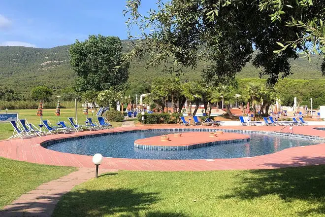 Hotel Baia Di Conte