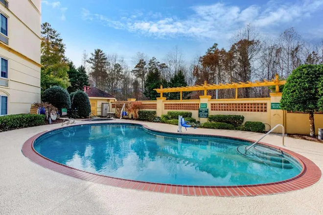 La Quinta Inn & Suites by Wyndham Raleigh Crabtree