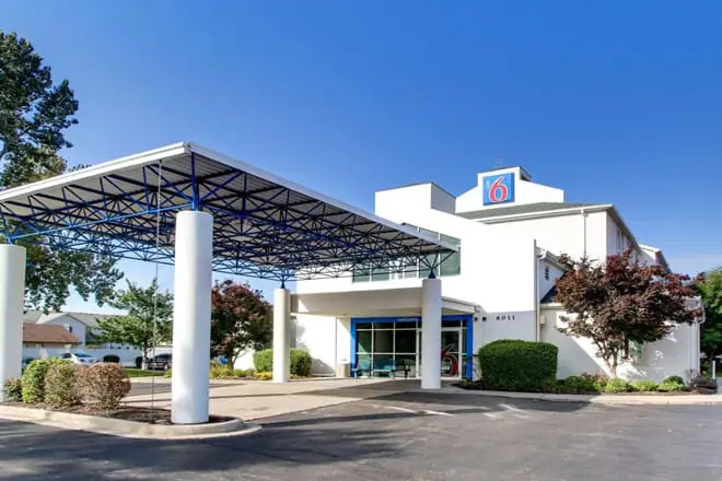 Motel 6 Springfield, IL