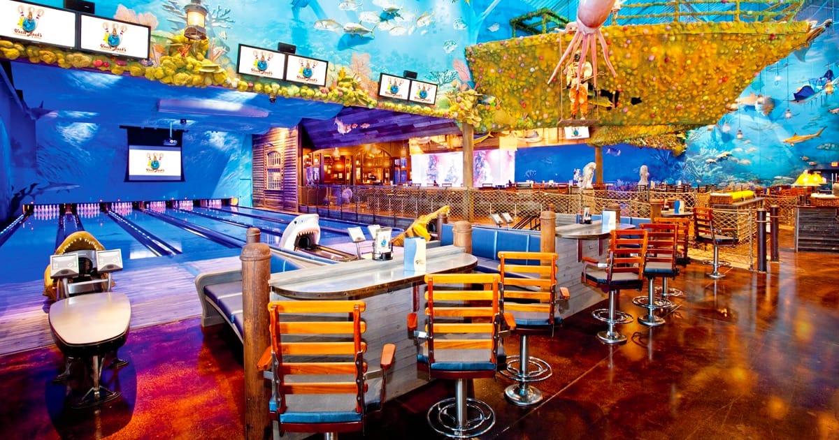 Ocean Themed Restaurant in Florida Uncle Buck’s Fish Bowl and Grill