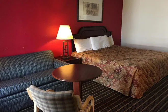 Parkway Inn