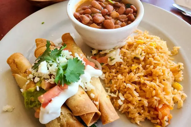 Rosario's ComidaMex & Bar