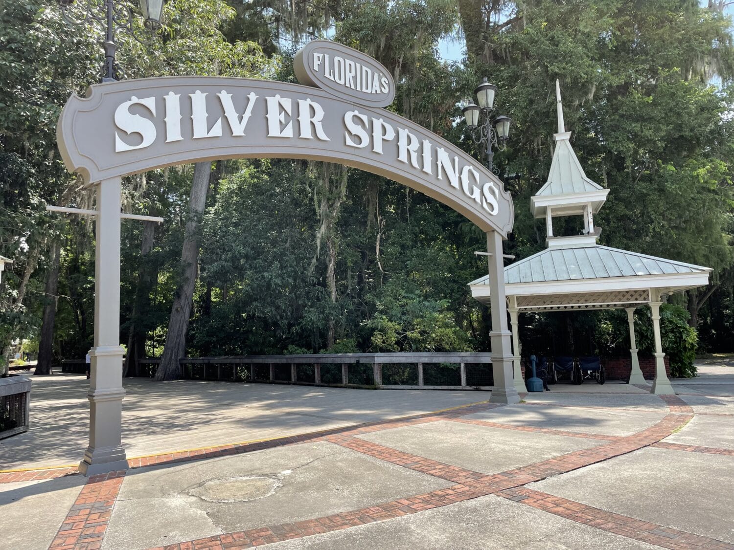 The entrance to silver springs state park