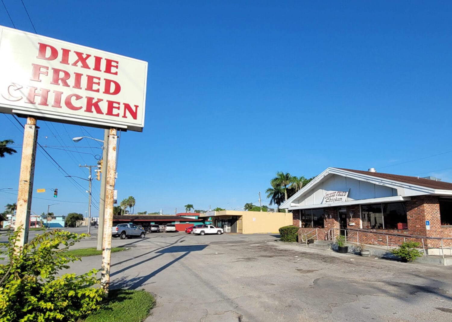 The exterior of Dixie Fried Chicken restaurant.