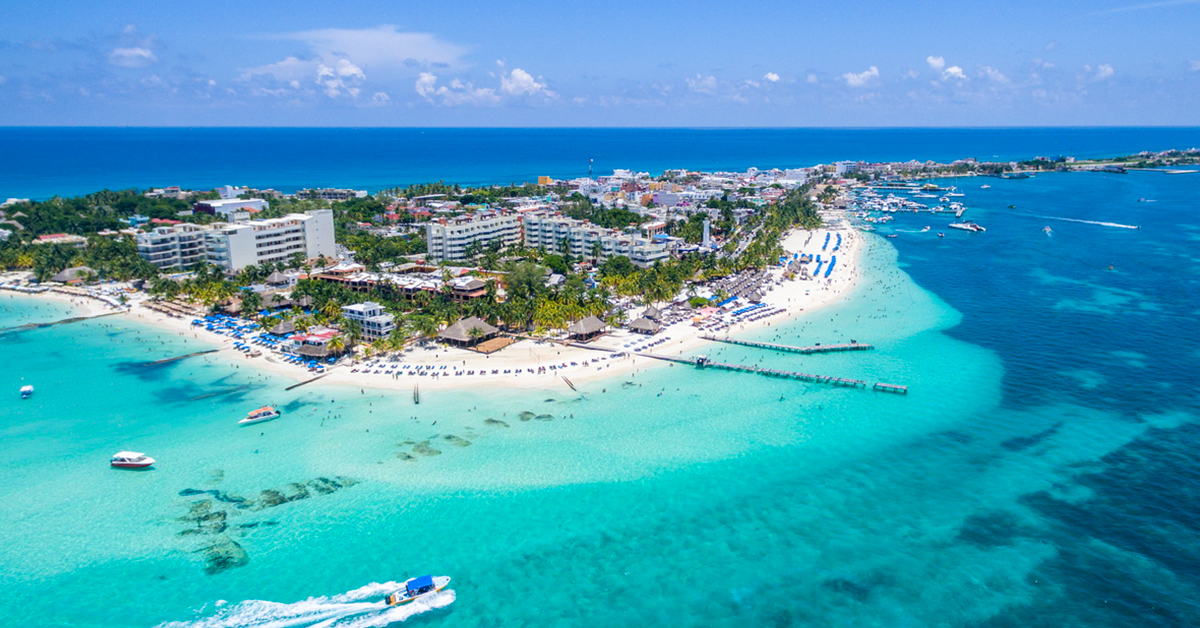 The gorgeous sands and waters of Isla Mujeres.