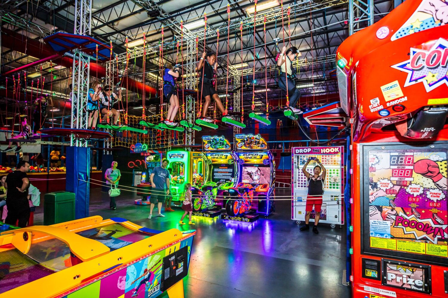 The vibrant inside of the planet obstacle with various indoor amenities.