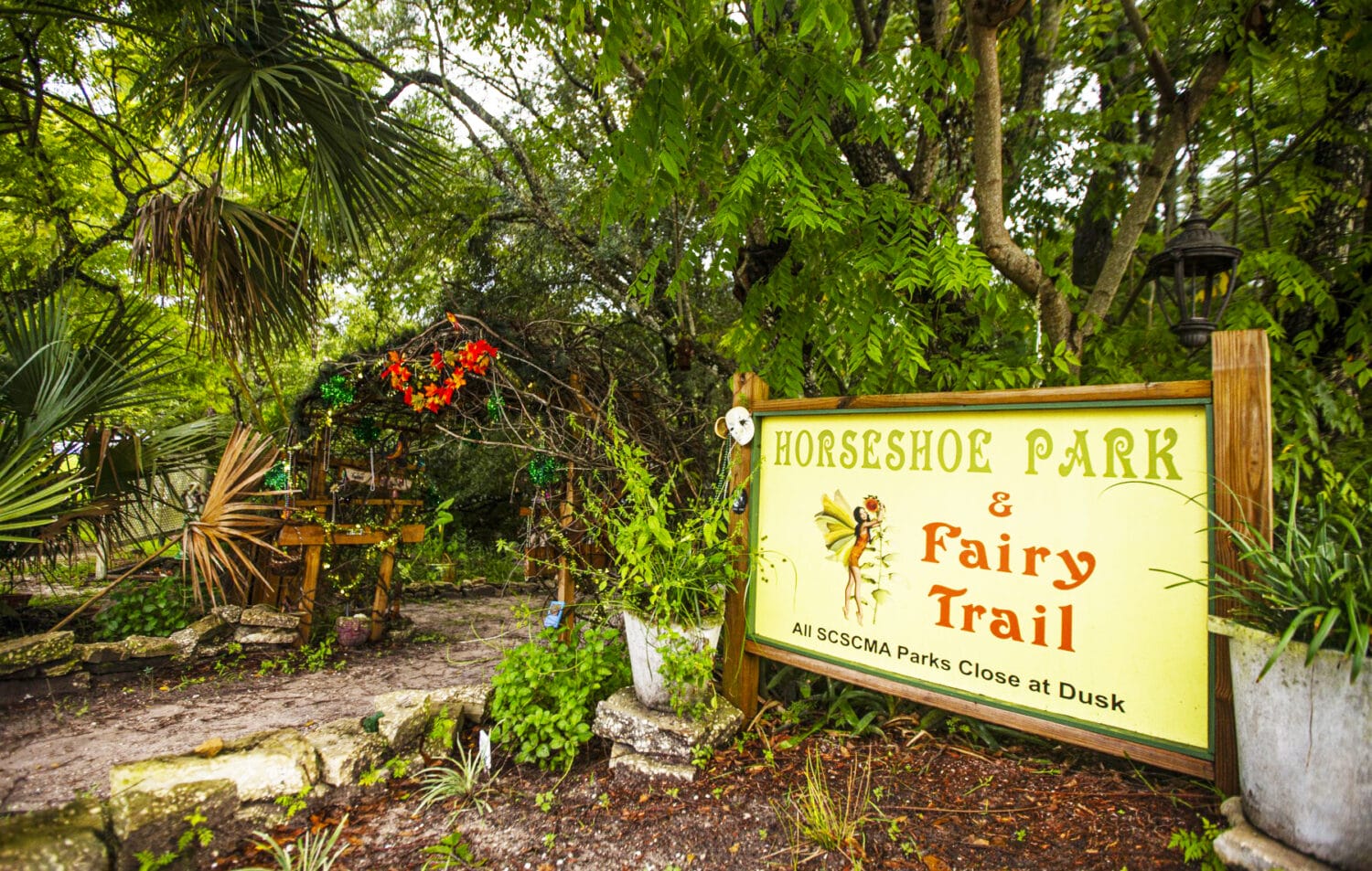 The welcome sign of Horseshoe Park and Fairy Trail