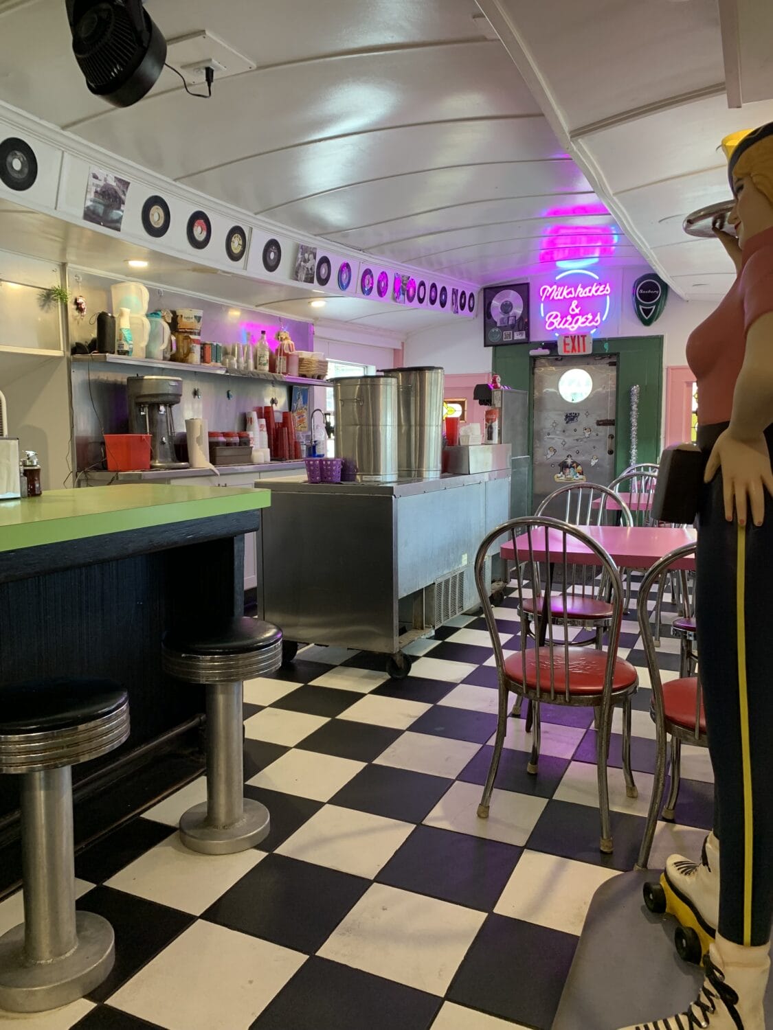 A glimpse of the inside of the diner