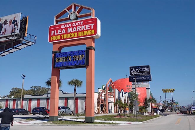 a photo of the exterior of main gate flea market