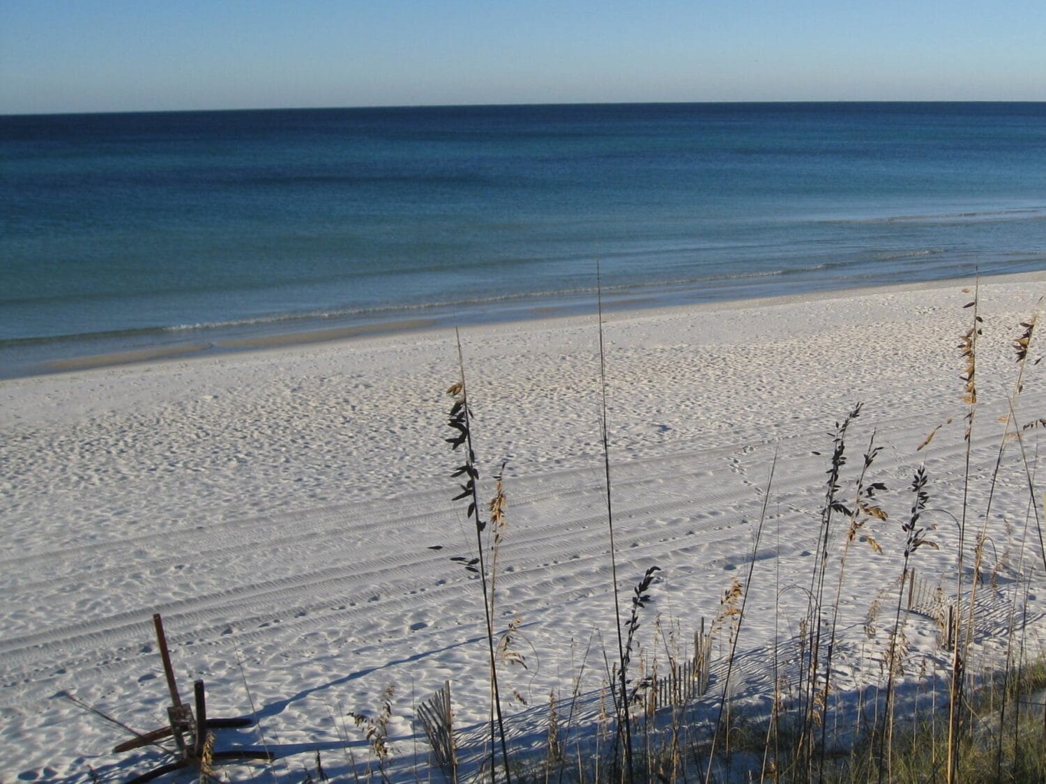 a stunning image of the white sand beach in rosemary beach