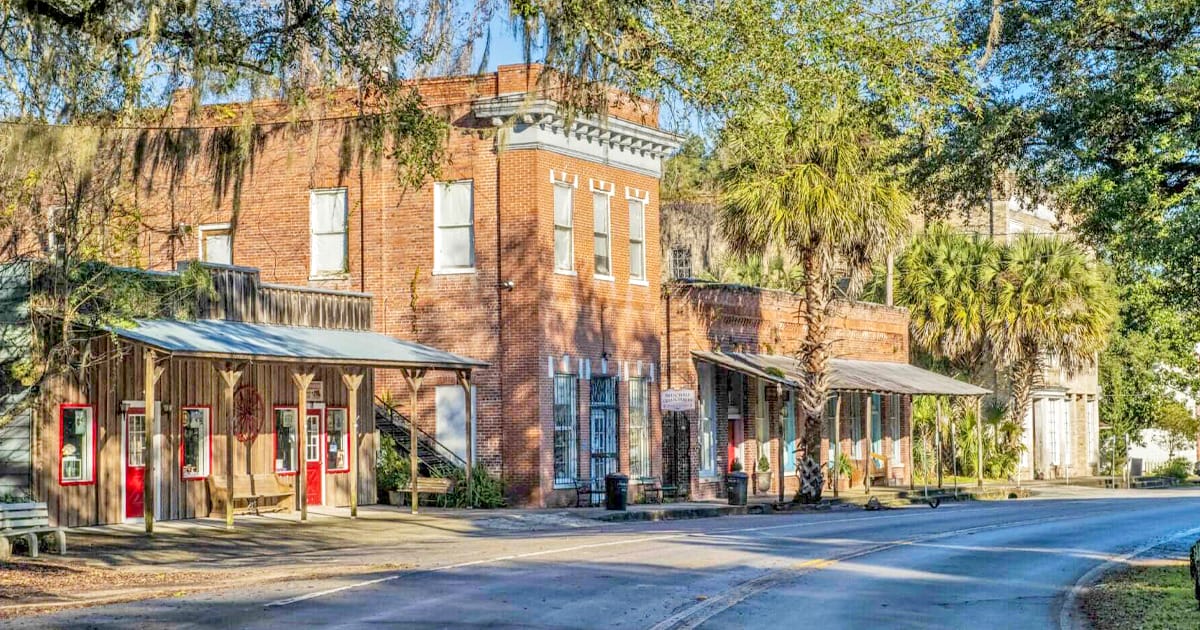 An image of the enchanting little town of Micanopy.