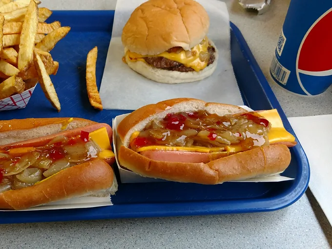 harmon's lunch 8