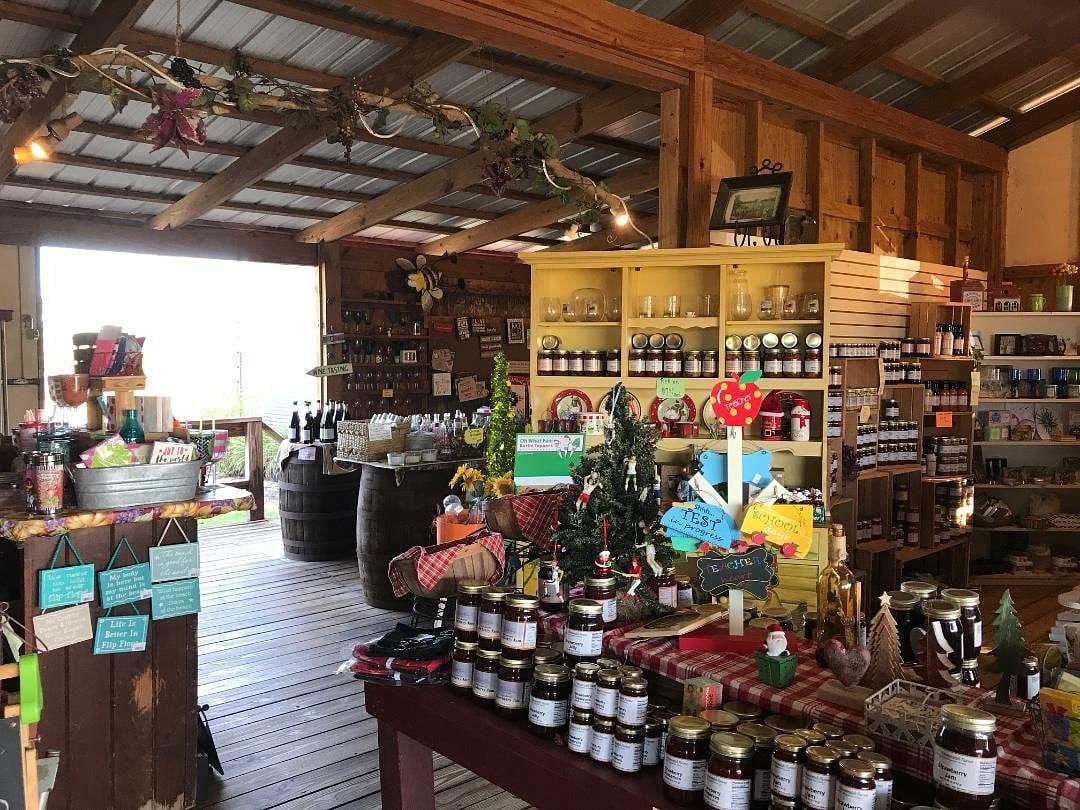 Henscratch Farms Vineyard Winery's wine room where you can shop