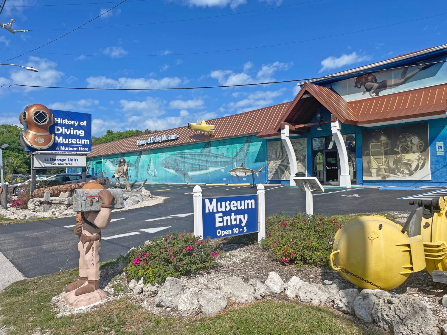 History of Diving Museum front entrance